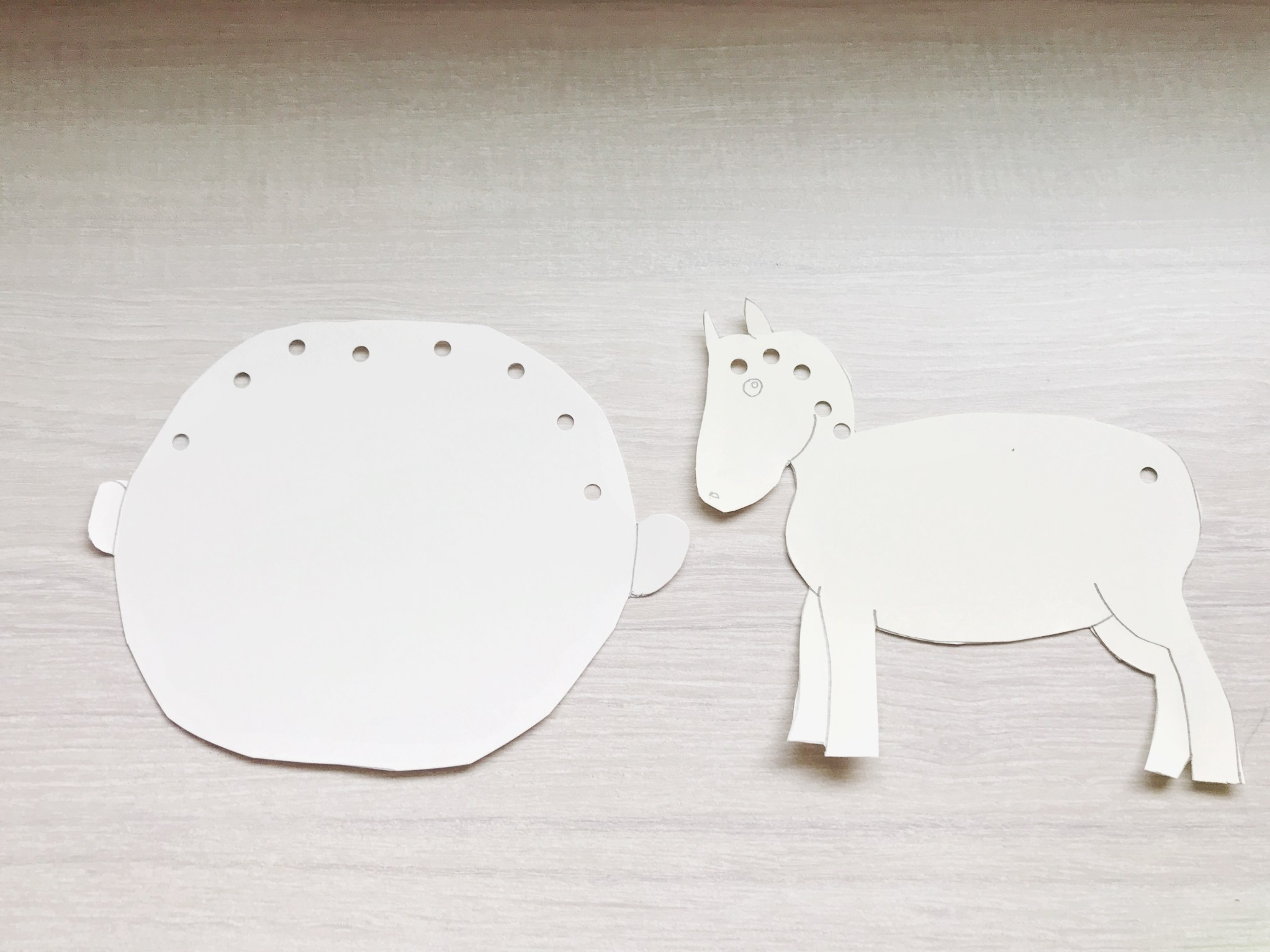 Yarn Cutting – Domestic Goddess Tonni