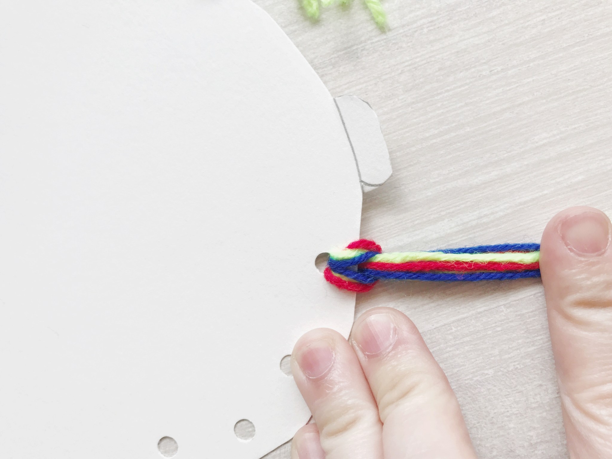 Yarn Cutting – Domestic Goddess Tonni